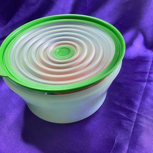 Tupperware | Kitchen | Tupperware Container Flexible Expanding Lid ...
